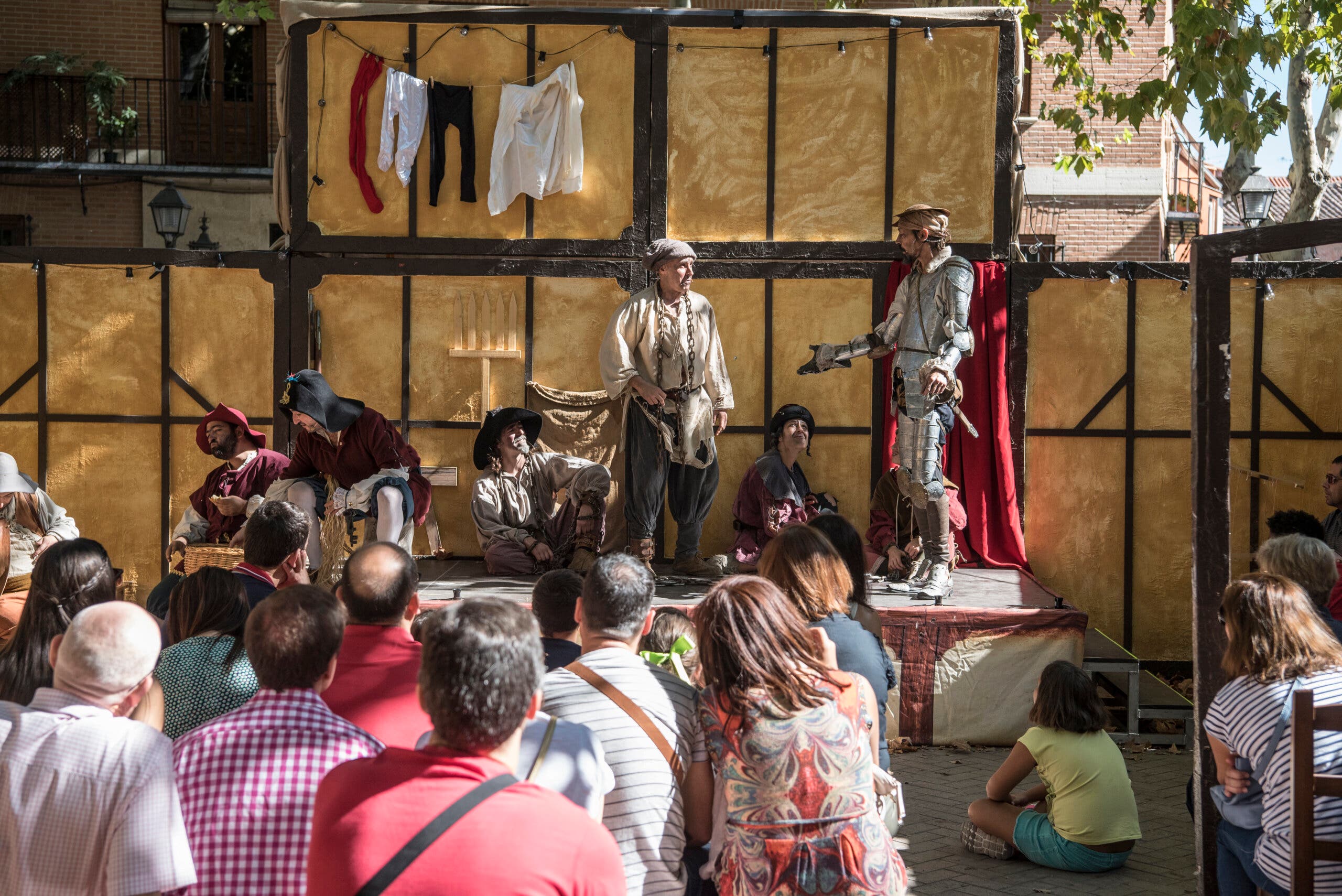 Más de 350 puestos y nuevos espectáculos en el Mercado Cervantino de ...
