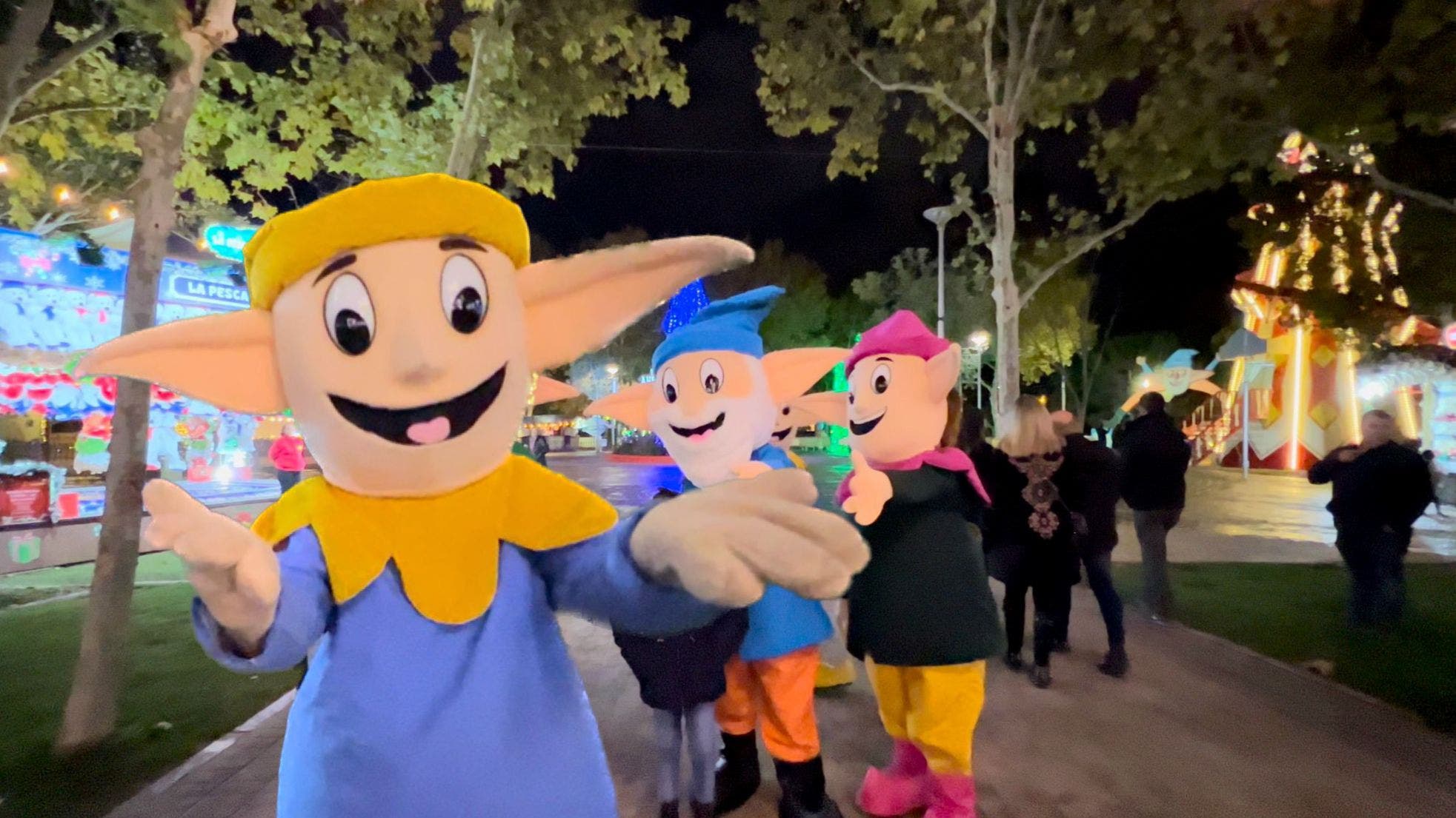 Mágicas Navidades: Así es por dentro el mayor parque de la Navidad de España que abre hoy en ...